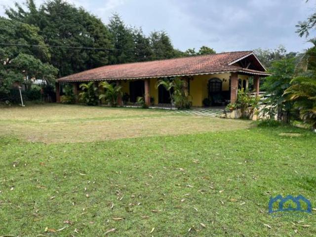 Chácara com 4 Quartos e 3 banheiros à Venda, 12.000 m² por R$ 1.600.000 Cód. ch2635