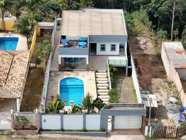 Chácara com 4 Quartos e 3 banheiros à Venda, 1.000 m² por R$ 1.190.000 Cód. ch2395