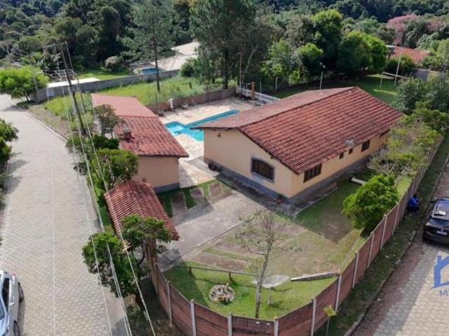 Chácara com 4 Quartos e 3 banheiros à Venda, 1.000 m² por R$ 470.000 Cód. ch2267