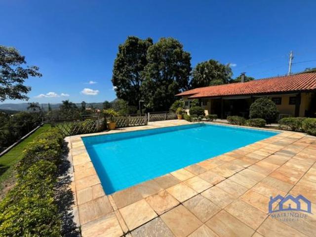 Chácara com 4 Quartos e 3 banheiros à Venda, 2.000 m² por R$ 2.200.000 Cód. ps347