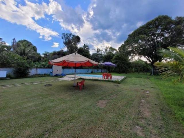 Chácara com 4 quartos e piscina em Itariri R$ 450.000,00