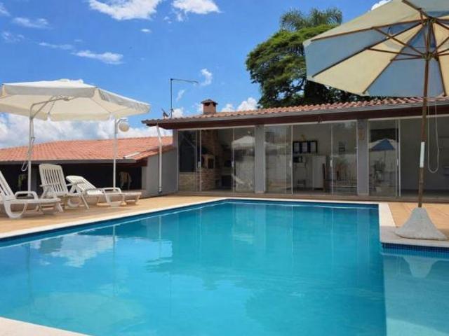 Chácara com 4 quartos, piscina, 429,50m², à venda no Country Club, em Valinhos/SP