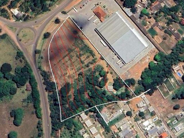 Chácara com 4.800m² na Ponte Alta do Gama, terreno de esquina as margens da pista com acesso ao Gama