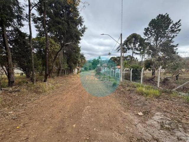 Chácara com 5 dormitórios à venda, 2200 m² por R$ 700.000,00 Morada dos Pássaros Poços de Caldas