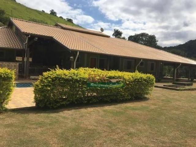 Chácara com 5 dormitórios à venda, 4300 m² por R$ 1.100.000,00 Registro Taubaté/SP