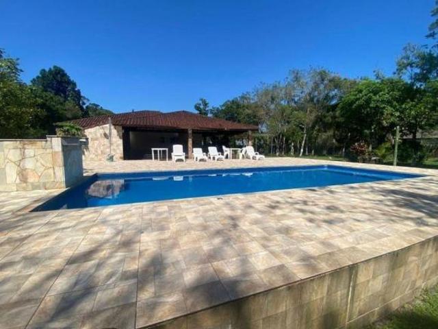 CHÁCARA COM 5.050m² PISCINA, LAGO E 2 QUARTOS EM ITANHAÉM!