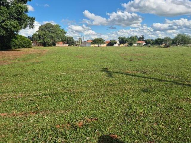 Chácara com 5.000m² à Venda no Rancho Grande, Bairro Mário Covas