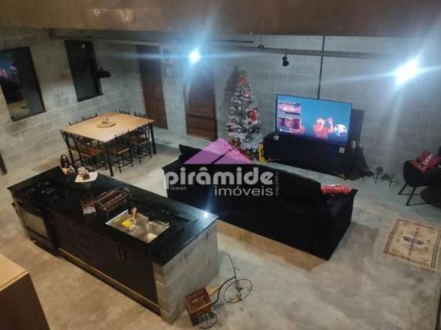 Chácara com 6 dormitórios à venda, 1000 m² por R$ 870.000,00 Rochedo São José dos Campos/SP