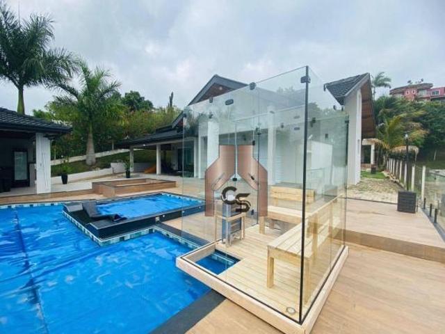 Chácara com 6 dormitórios à venda, 1700 m² por R$ 2.650.000,00 Igarata Igaratá/SP