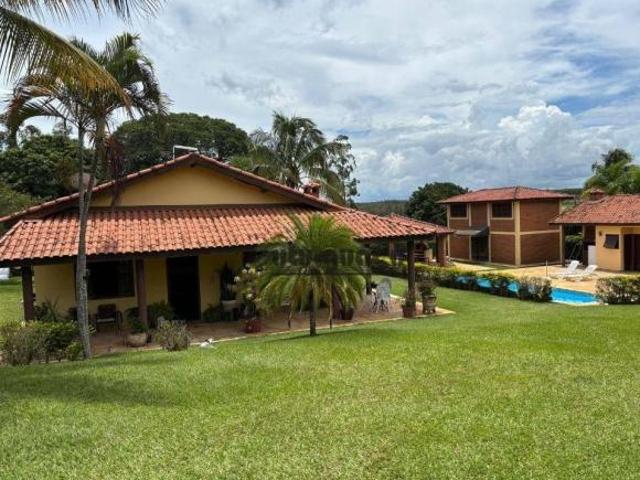 Chácara com 6 dormitórios à venda, 2600 m² por R$ 1.390.000,00 Condomínio Chácara Monte Verde It