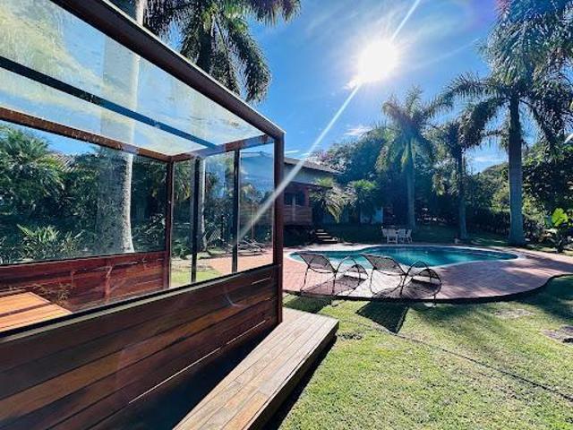 Chácara com 6 dormitórios à venda, 3000 m² por R$ 5.400.000,00 Condomínio Vale das Laranjeiras I