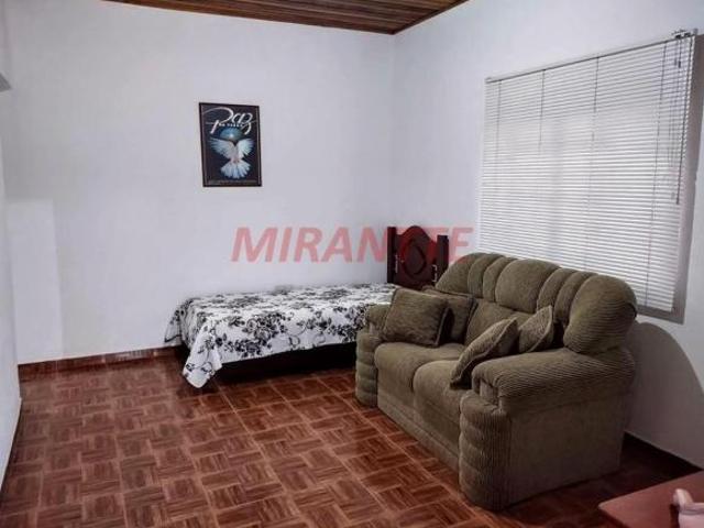 Chácara com 6 quartos