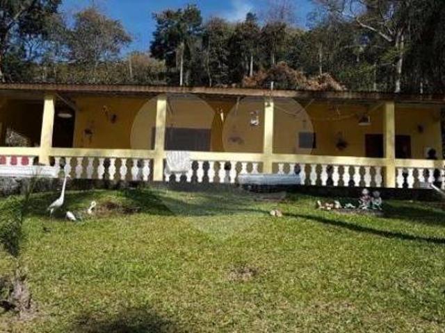 Chácara com 6 quartos à venda em Jardim dos cinco lagos SP