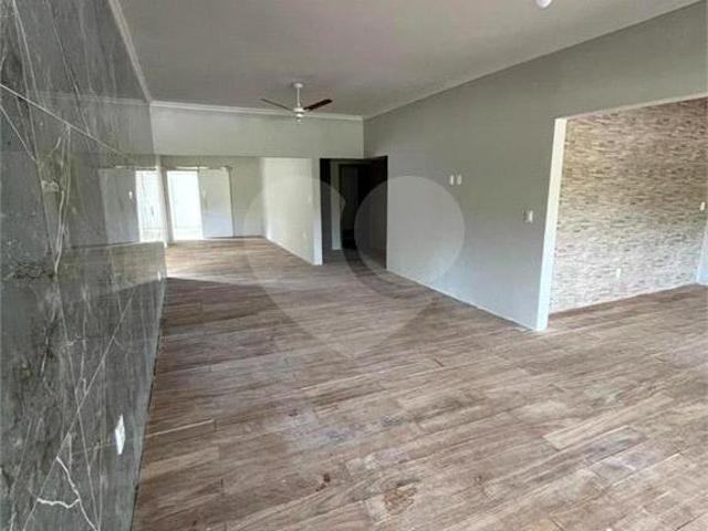 Chácara com 6 quartos à venda em Rio Acima SP