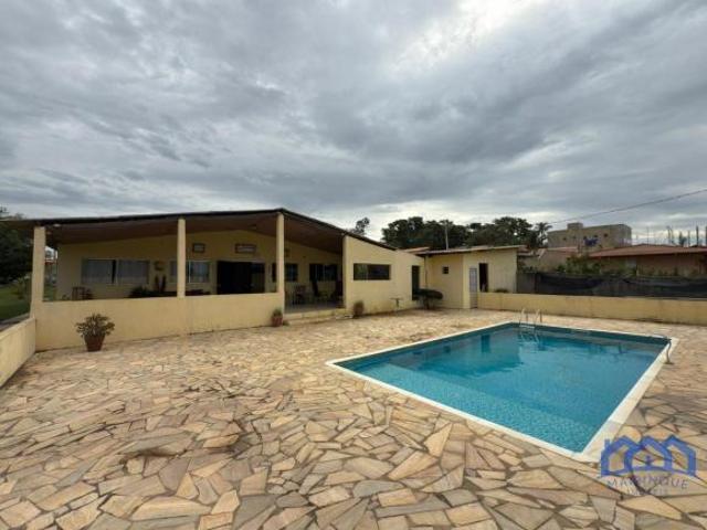 Chácara com 6 Quartos e 5 banheiros à Venda, 3.000 m² por R$ 650.000 Cód. ch2539