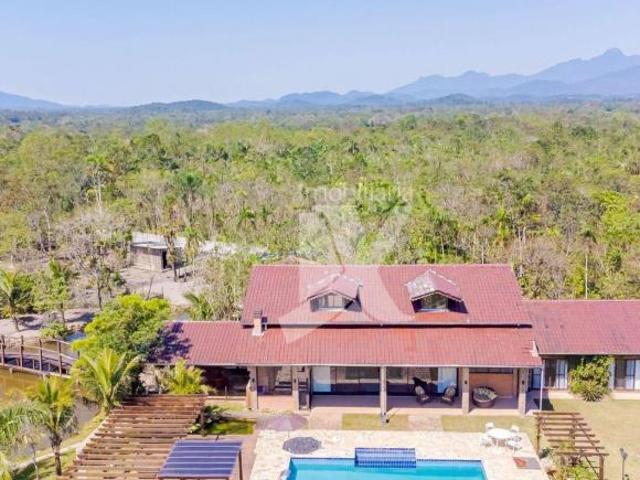 Chácara com 7 dormitórios à venda, 20000 m² por R$ 2.690.000,00 América de Cima Morretes/PR