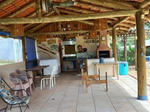 Chácara com 7 quartos à venda no Bairro Chácaras Eldorado Uberlândia/MG