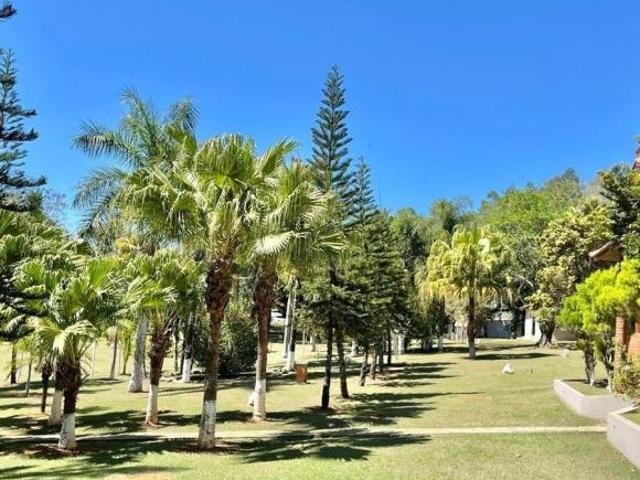 Chácara com 8 dormitórios à venda, 9339 m² por R$ 1.700.000,00 Veraneio Irajá Jacareí/SP