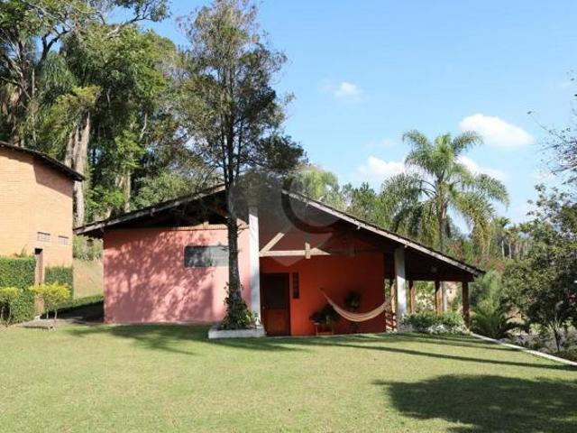 Chácara com 9 quartos à venda em Jardim parnaíba SP