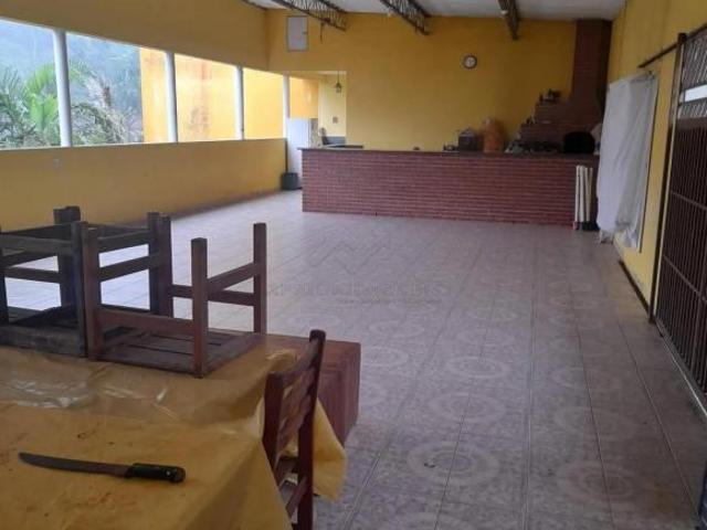 Chácara com 03 dormitórios á venda, 1.044 m² no bairro Recreio da Borda do Campo Santo André/SP