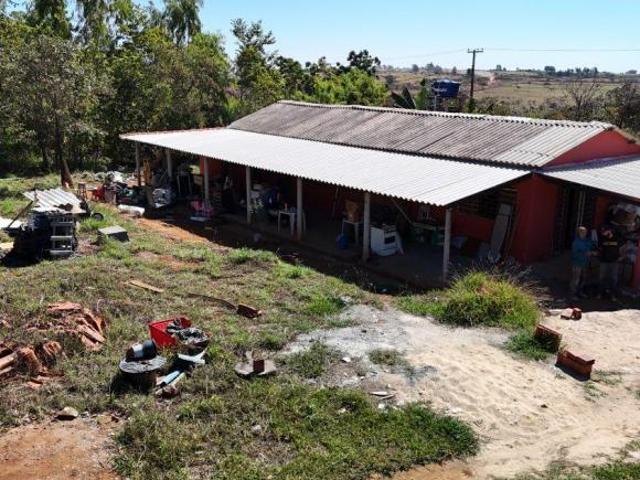 Chácara com 10 hectares, totalmente plana