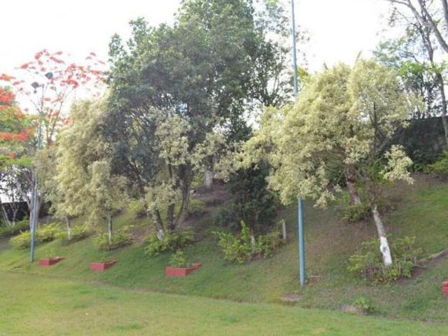 Chácara com 10 mil m² em Guararema com fácil acesso