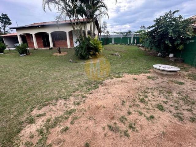 Chácara com 1149 m² no bairro Veraneio Irajá em Jacareí SP