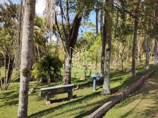 CHÁCARA COM 11.302,00 M² COM ÓTIMA LOCALIZAÇÃO À VENDA EM JUNDIAÍ SP