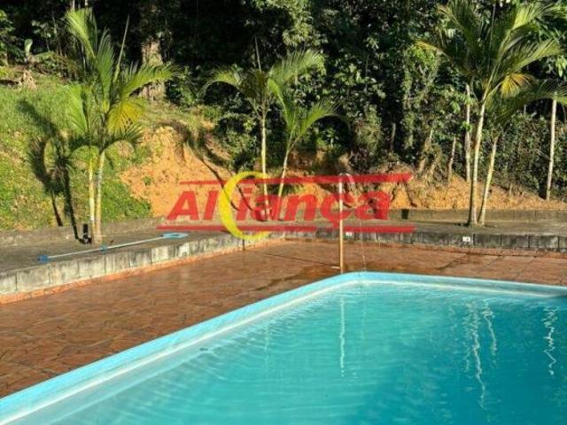 Chácara com 12.800 m² no Mirante de Arujá Via Pavimentada, Área toda cercada