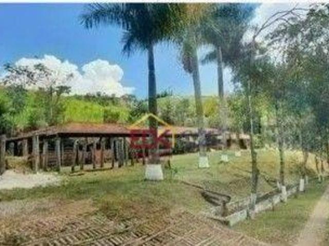 Chácara com 14 dormitórios à venda, 100000 m² por R$ 3.830.000 Jardim Colônia Jacareí/SP