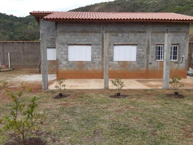 Chácara com 1670 m² e 115 m² area construida,extrema MG