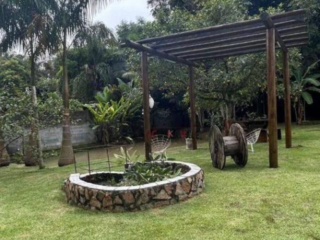 Chácara com 1 dormitório à venda, 2000 m² por R$ 800.000,00 Jardim Santa Maria São José dos Camp