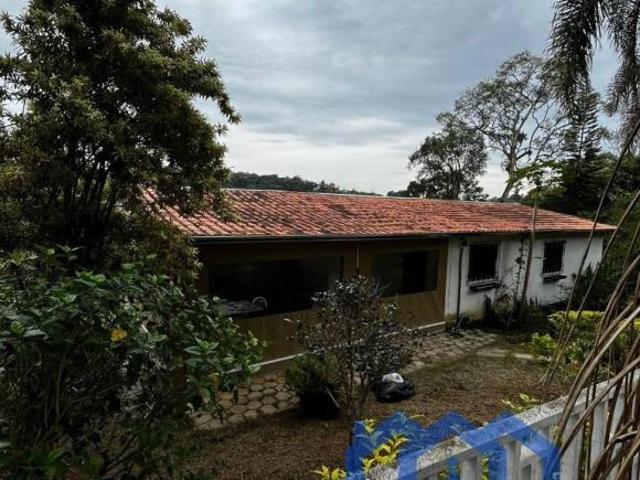 Chácara com 1 Quarto e 1 banheiro à Venda, 3.000 m² por R$ 350.000 Cód. ch1626