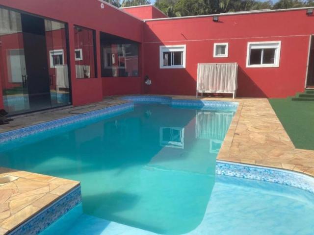 Chácara com 1.200m² Condomínio Parque das Rosas Cotia/SP