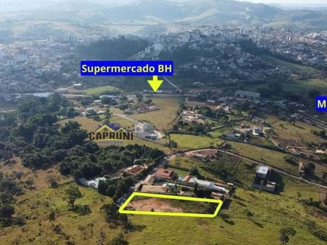 Chácara com 1.777m² à venda, com localização privilegiada em Carmópolis de Minas