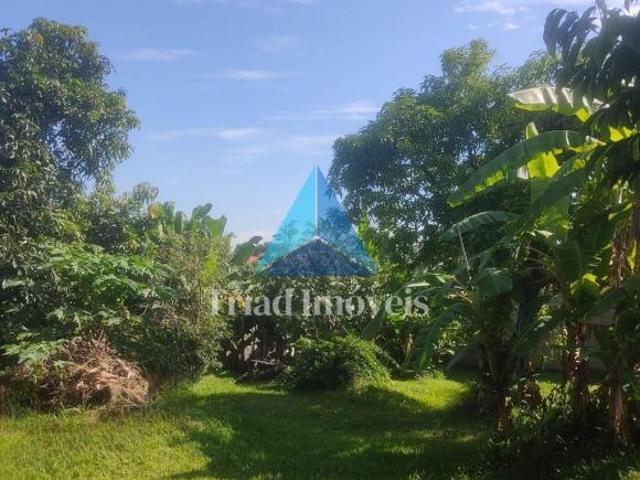 CHÁCARA COM 2 CASAS E PISCINA EM SANTA BÁRBARA D&apos OESTE SP: CONHEÇA SEU PARAÍSO PARTICULAR!