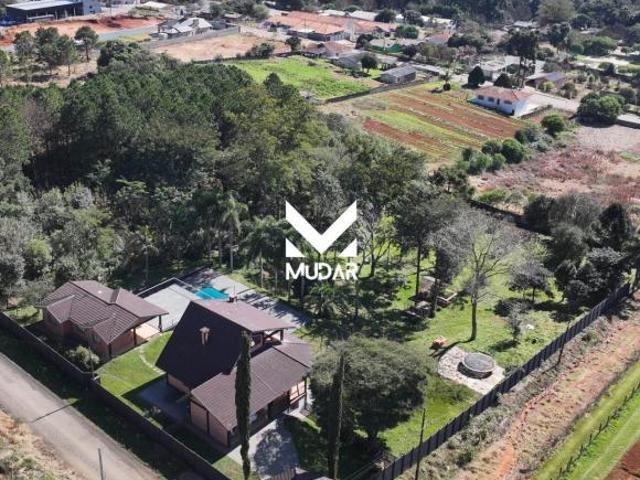 Chácara com 2 Casas semimobiliada e Piscina no Contorno