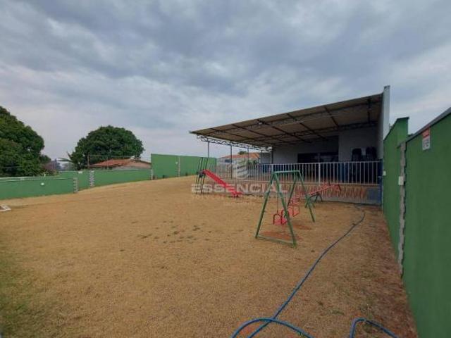 Chácara com 2 dormitórios à venda, 1080 m² por R$ 420.000,00 Califórnia 1 Botucatu/SP