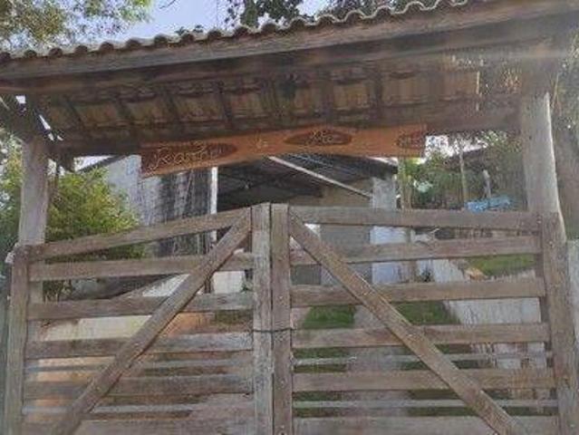 Chácara com 2 dormitórios à venda, 1250 m² por R$ 424.000,00 Chácara Ingrid Taubaté/SP