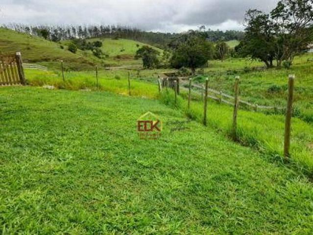 Chácara com 2 dormitórios à venda, 12000 m² por R$ 640.000 Zona Rural Paraibuna/SP