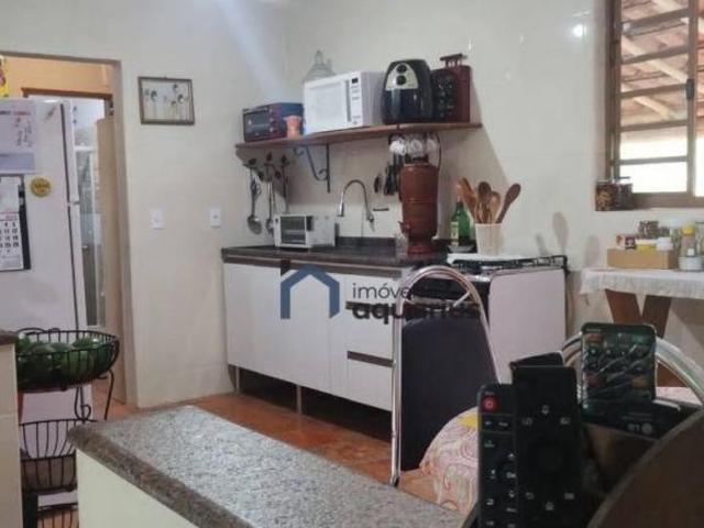 Chácara com 2 dormitórios à venda, 1589 m² por R$ 690.000,00 Parque Industrial de Jambeiro Jambe