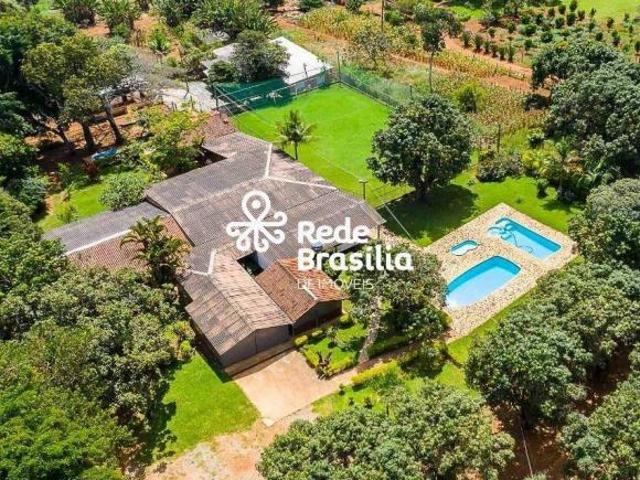 Chácara com 2 dormitórios à venda, 2000 m² por R$ 1.665.000,00 Região dos Lagos Sobradinho/DF