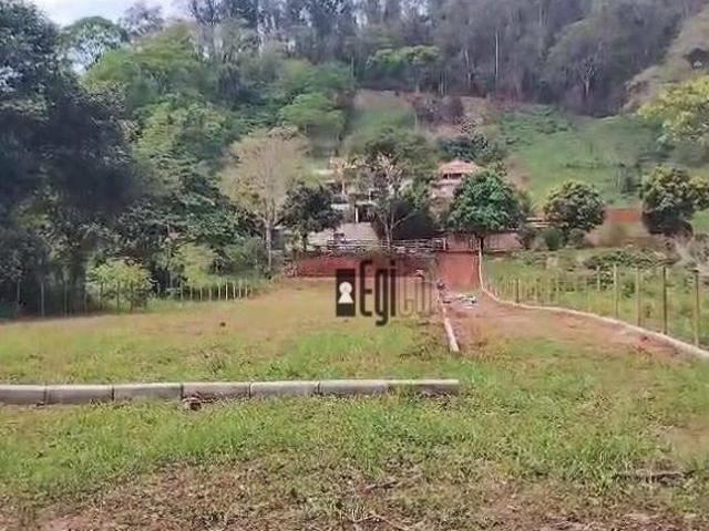 Chácara com 2 dormitórios à venda, 200 m² por R$ 179.000,00 Santa Barbara Do Monte Verde Santa B