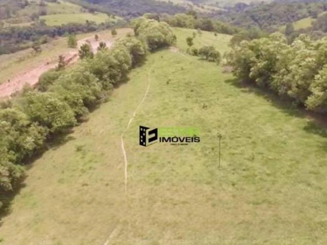 Chácara com 2 dormitórios à venda, 23500 m² por R$ 2.300.000,00 Jardim Santos Reis Piracaia/SP
