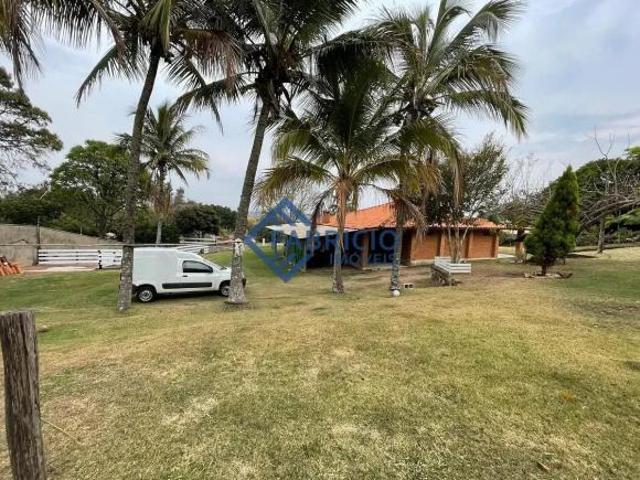 Chácara com 2 dormitórios à venda, 2460 m² por R$ 2.300.000,00 Bosque Vinhedo/SP