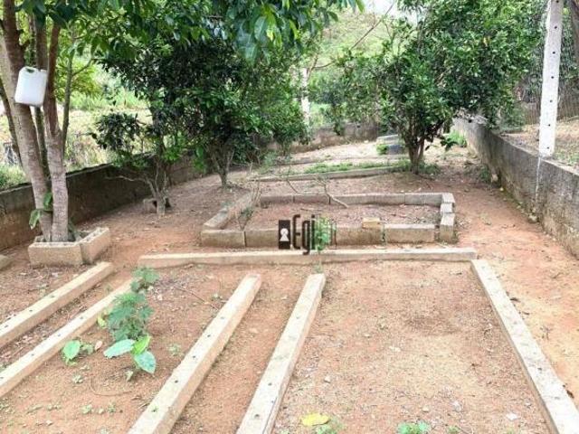 Chácara com 2 dormitórios à venda, 2400 m² por R$ 500.000,00 Chacara Chácara/MG