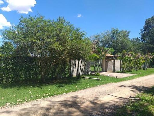 Chácara com 2 dormitórios à venda, 3000 m² por R$ 1.200.000,00 Chácara Long Island Jaguariúna/SP