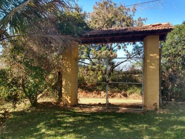 Chácara com 2 dormitórios à venda, 3000 m² por R$ 487.000,00 Cristial Mairinque/SP