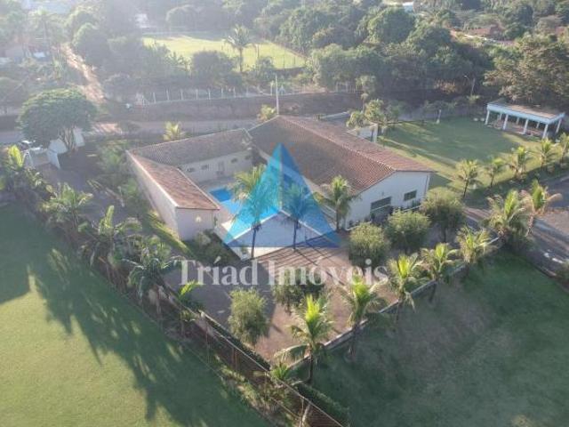Chácara com 2 dormitórios à venda, 4000 m² por R$ 1.700.000,00 Condomínio Industrial Duas Barras