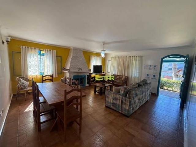 Chácara com 2 dormitórios à venda, 4400 m² por R$ 1.380.000,00 Jardim Estância Brasil Atibaia/SP